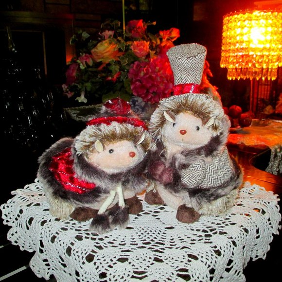 Victorian Trading | Holiday | Victorian Trading Mr Mrs Hedgehog | Poshmark